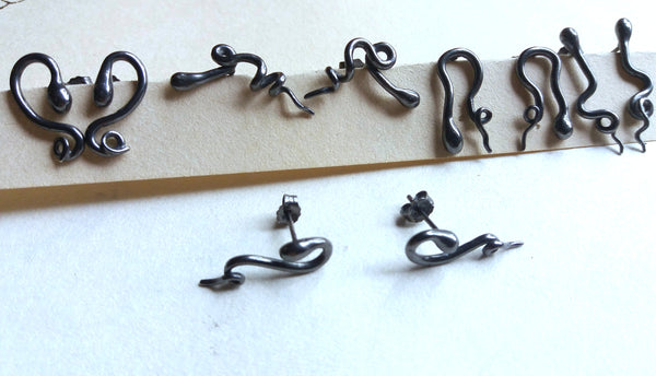 Wide Curl Tendril Studs – Roche Designs